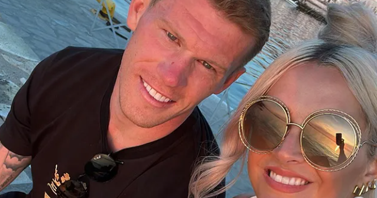Irish footballer James McClean and wife Erin announce…