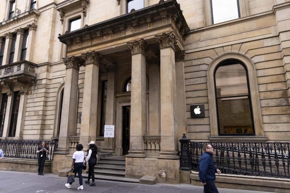 Glasgow Apple store staff make history as the first in…