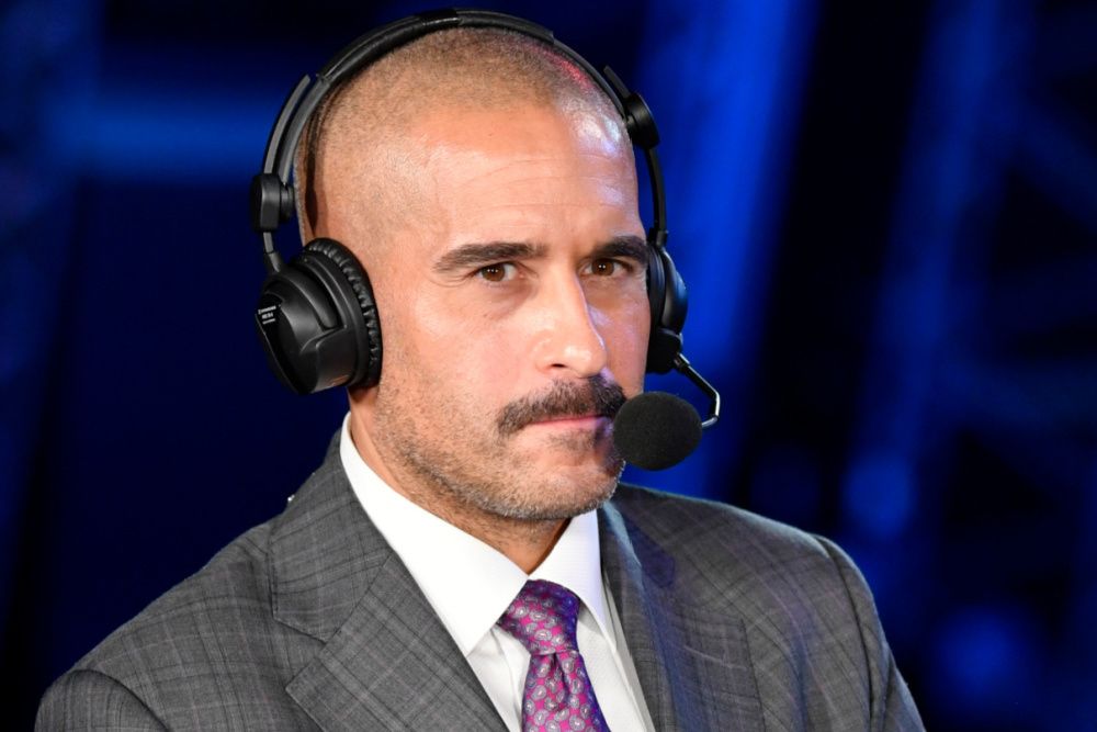 UFC 284 broadcast set: New commentary team debuts with…
