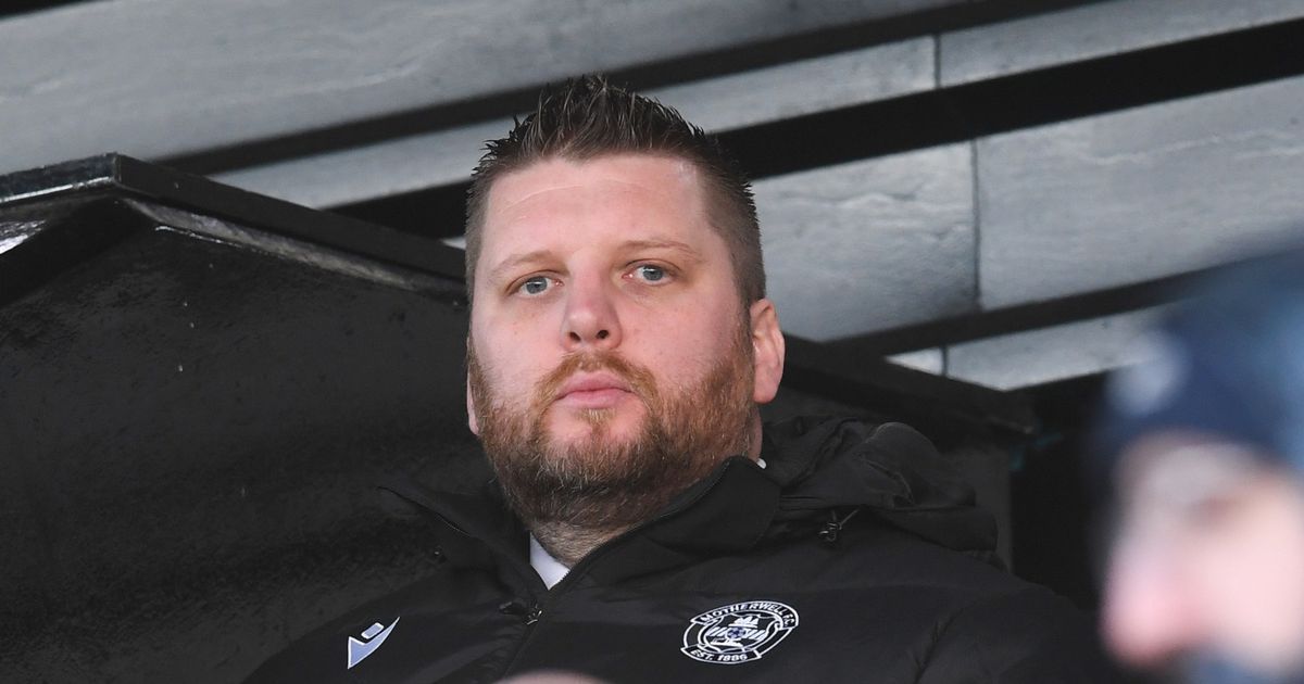 Alan Burrows to Aberdeen fast tracked by Motherwell as…