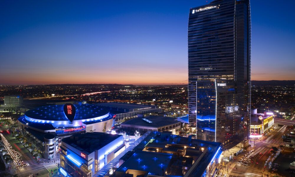 L.A. Hotel Workers Fight an Uphill Battle to Live…