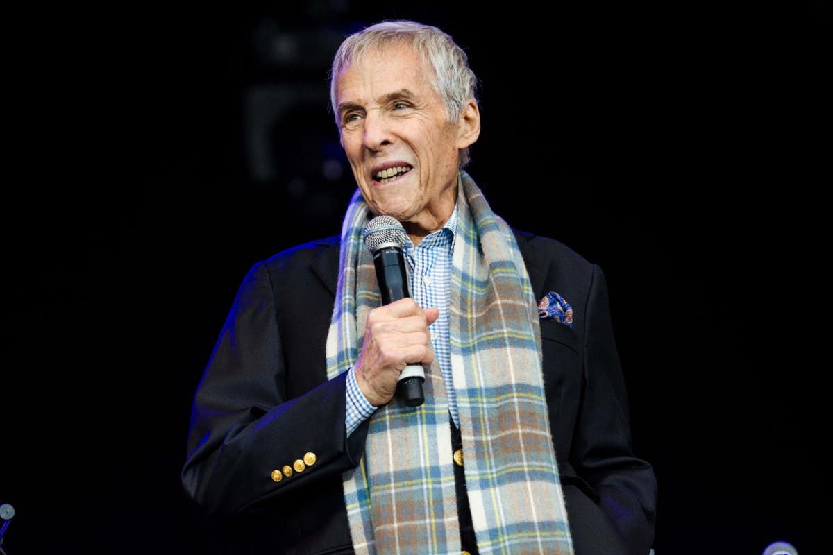 Burt Bacharach’s death ‘like losing a family member’,…