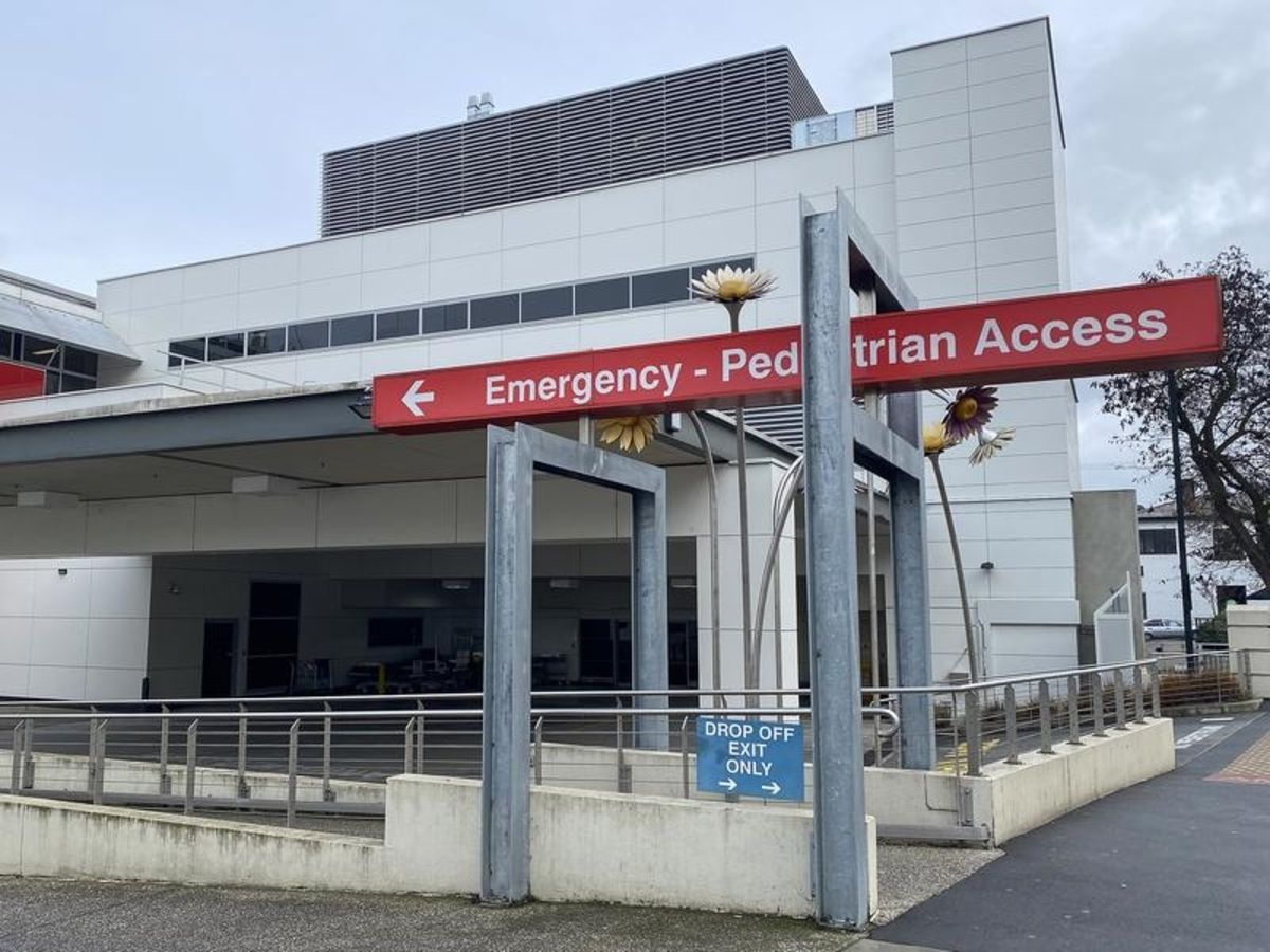 Helipad still months away for major regional hospital