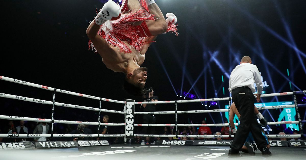 Mix of Amir Khan and Naseem Hamed can make Adam Azim a…