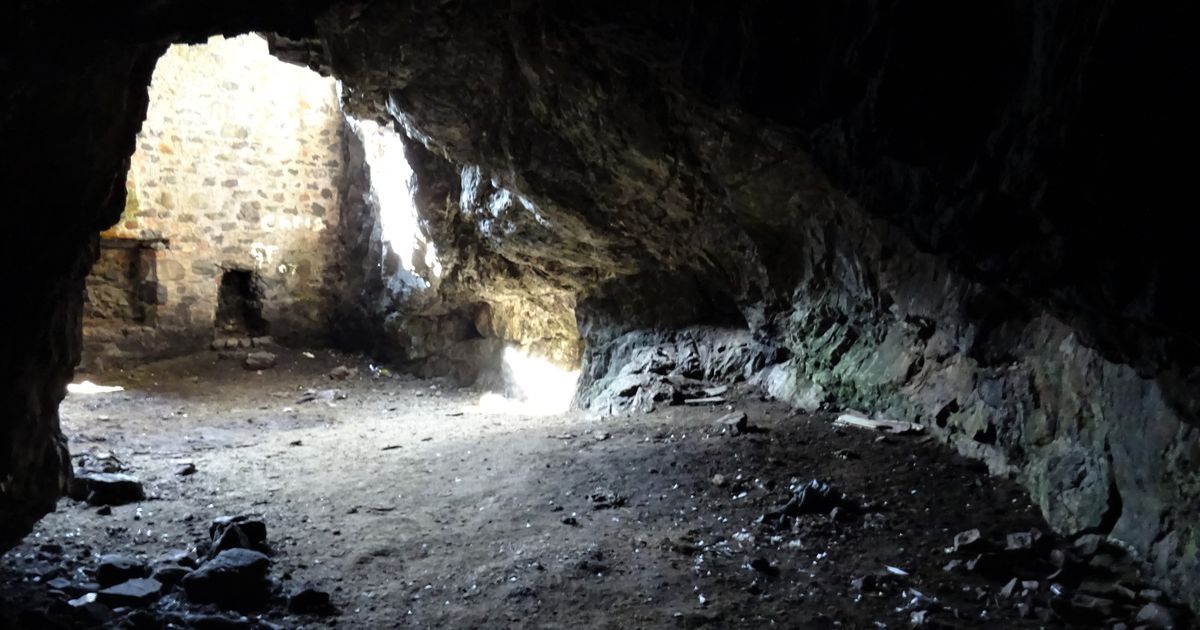 Scottish cave 'housed a cannibal family of more than…