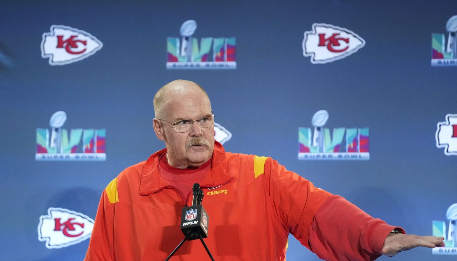 ‘Beautiful alien’ Andy Reid can boost legacy against…