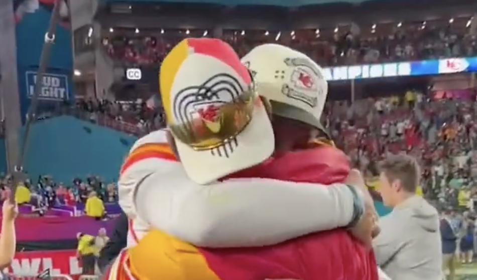 Patrick Mahomes and his father shared an emotional hug…