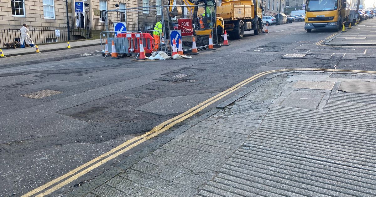 Edinburgh 'sink hole' opens up on New Town street