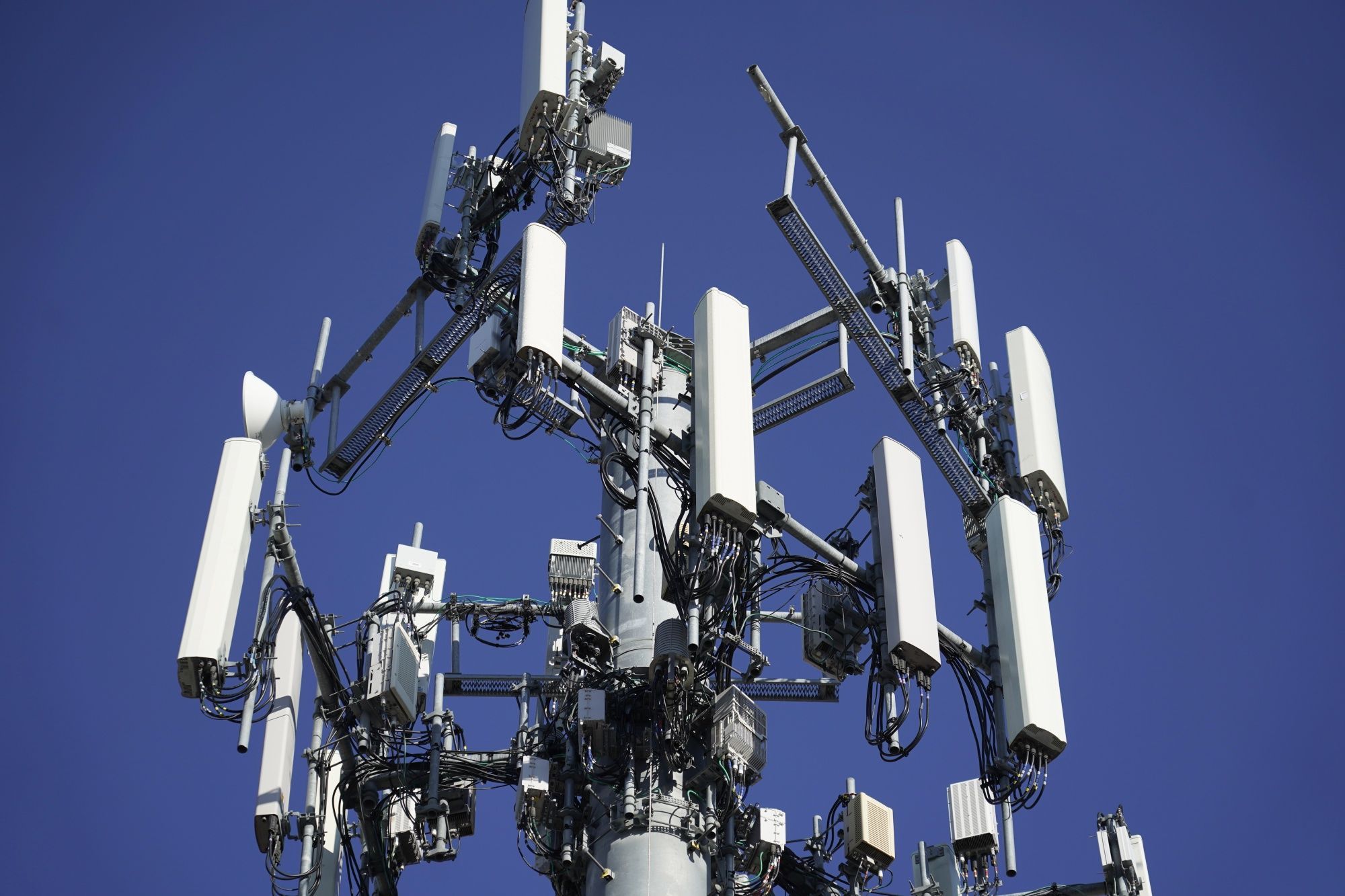 Indonesia’s Indosat Nearing Towers Deal With Mitratel,…