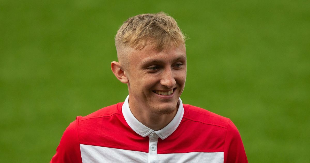 Dylan Reid completes Crystal Palace move as Stephen…