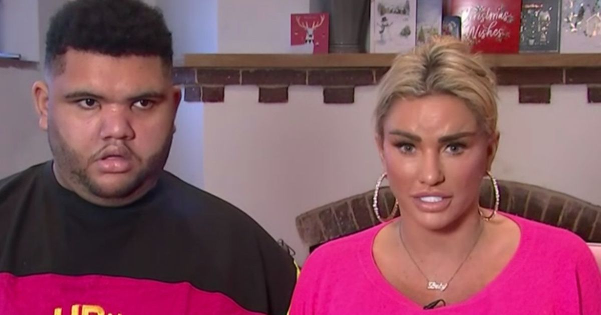 Katie Price 'disgusted' as Met police officers 'posted…