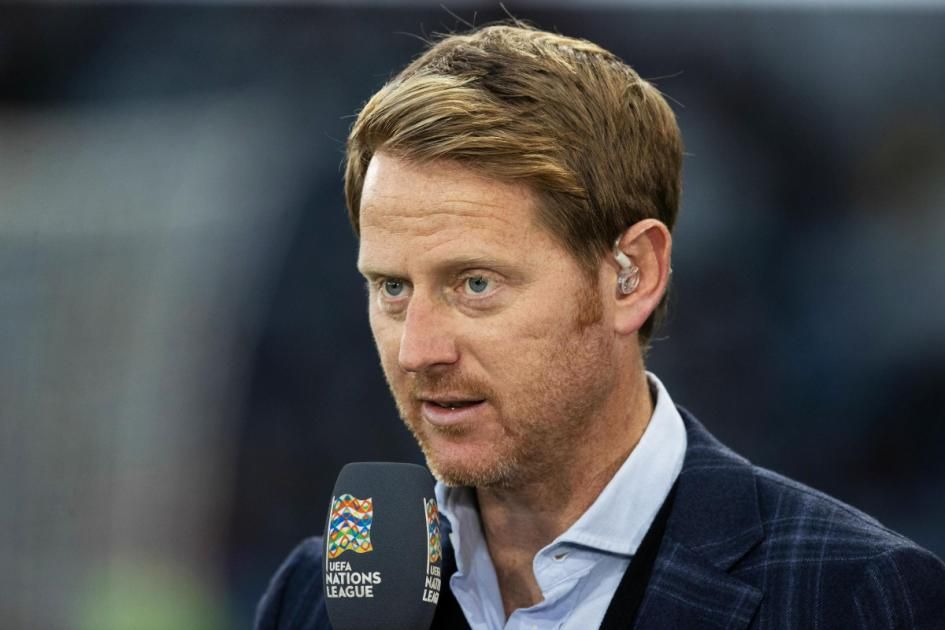 Michael Stewart continues Craig Levein feud with live…