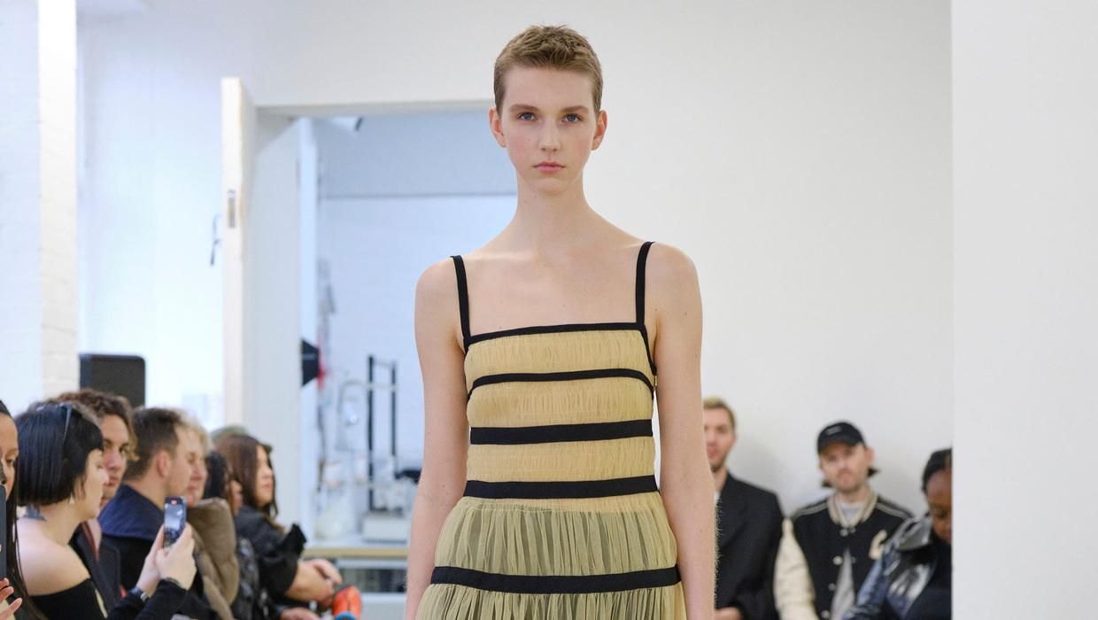 Harry Styles designer Molly Goddard debuts London…