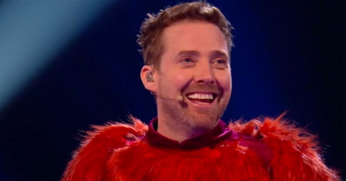 Masked Singer's Phoenix revealed as Kaiser Chiefs'…