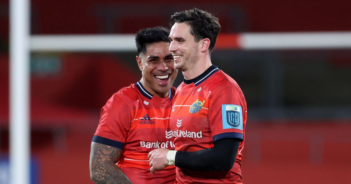 Joey Carbery restored to Ireland squad as Johnny…