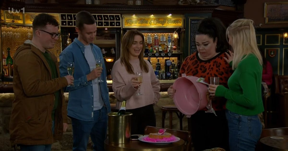 ITV Emmerdale fans heartbroken as village pays tribute…