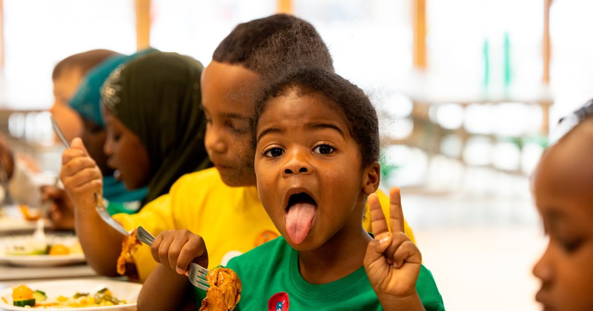 Extending free meals to all primary schools 'benefits…