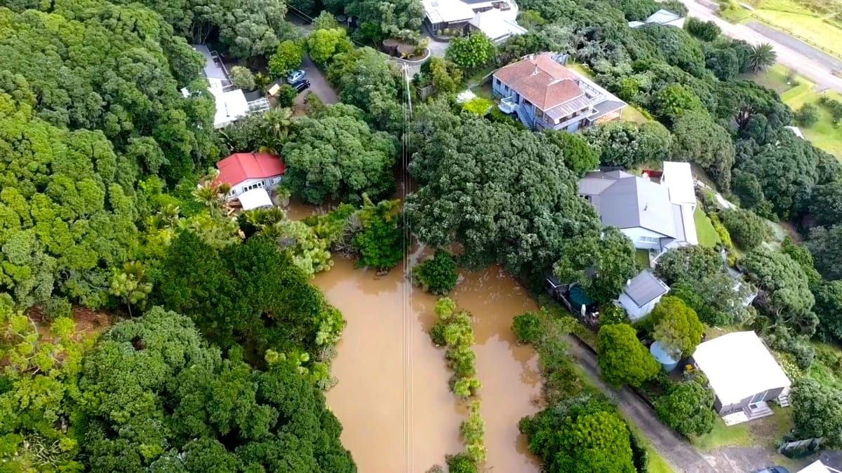 Piha’s gravity-defying waters take on formerly crowded…