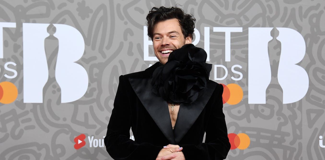 What is a 'shoey' and why did Harry Styles do one on…