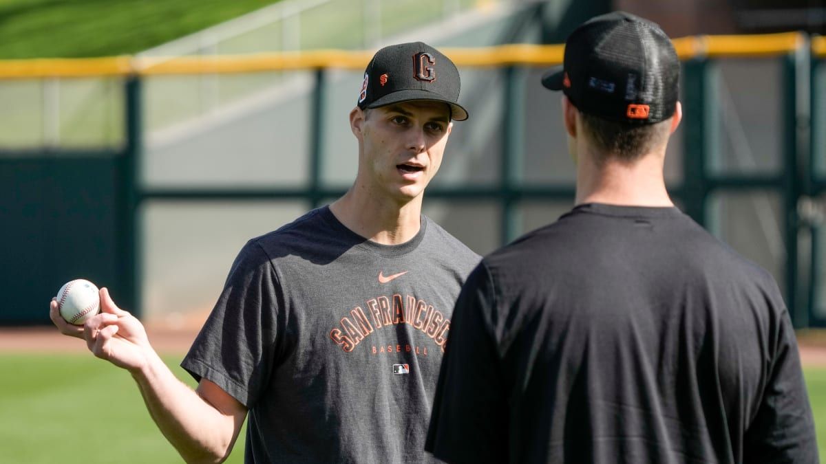 Sports Illustrated - Giants’ Identical Twin Pitchers…