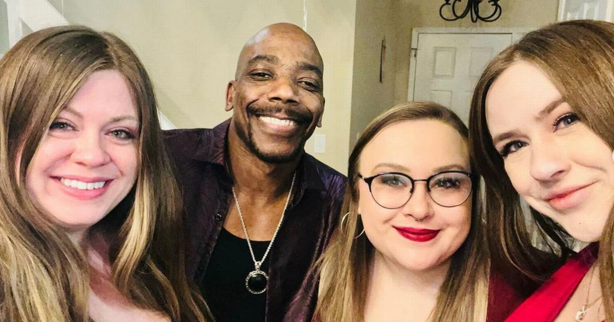 Work-shy 'trophy husband' lives off three wives'…