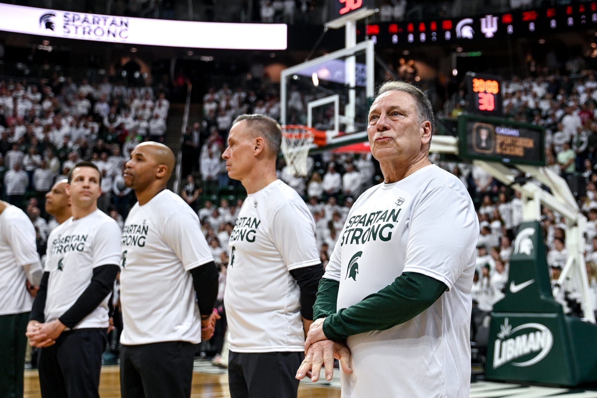 Tom Izzo gives emotional thank you to Spartan nation