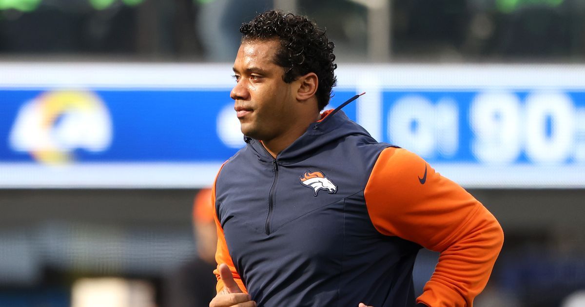 NFL star aims brutal dig at quarterback Russell Wilson…