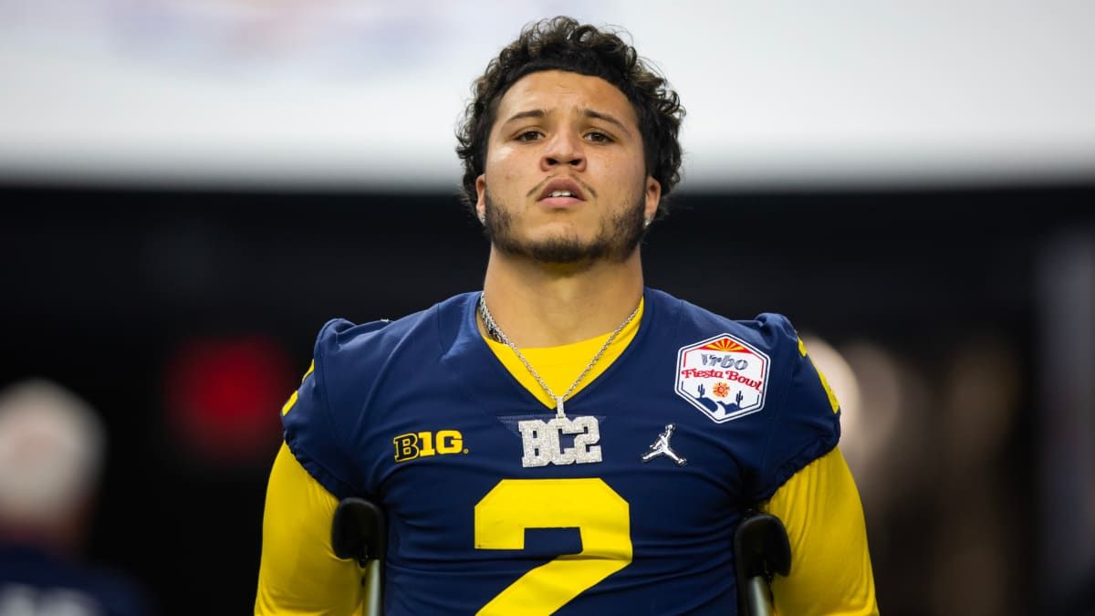 Michigan’s Corum to Miss Spring Practice With Injury,…