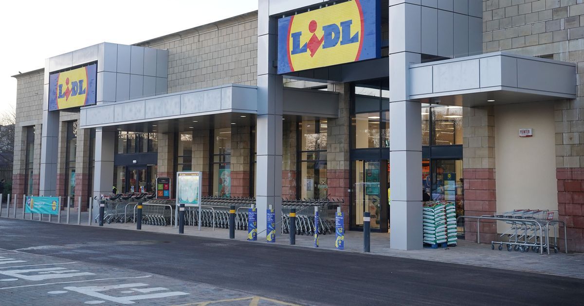 Lidl opens doors in Anniesland as store boasts opening…
