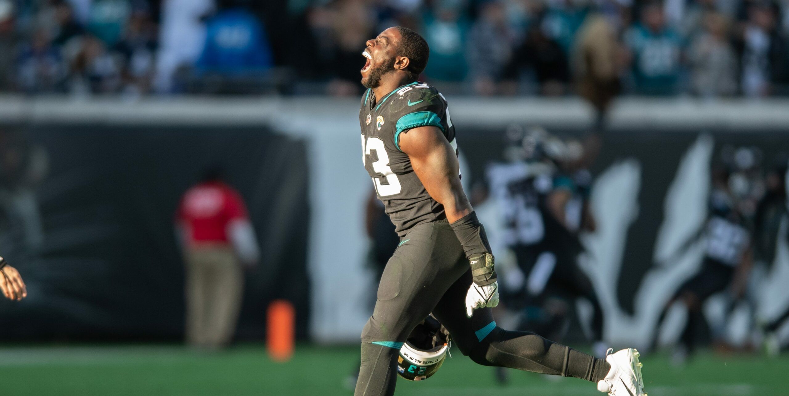 Jaguars restructure Foye Oluokun’s deal to free up…