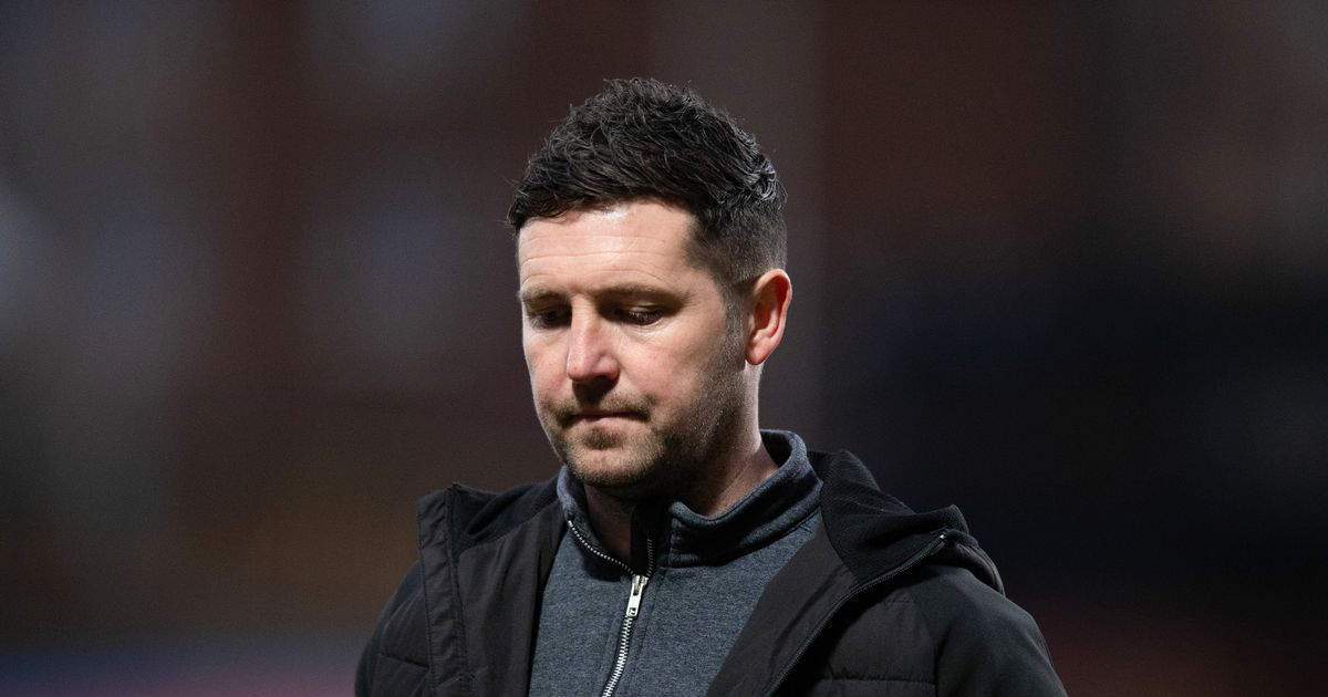 Liam Fox leaves Dundee United after just five months…