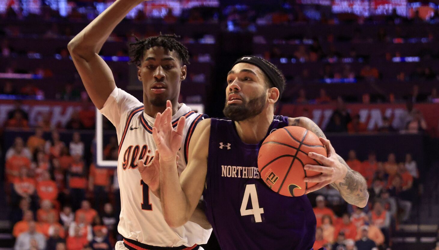 Houston holds top spot in AP men’s basketball poll;…