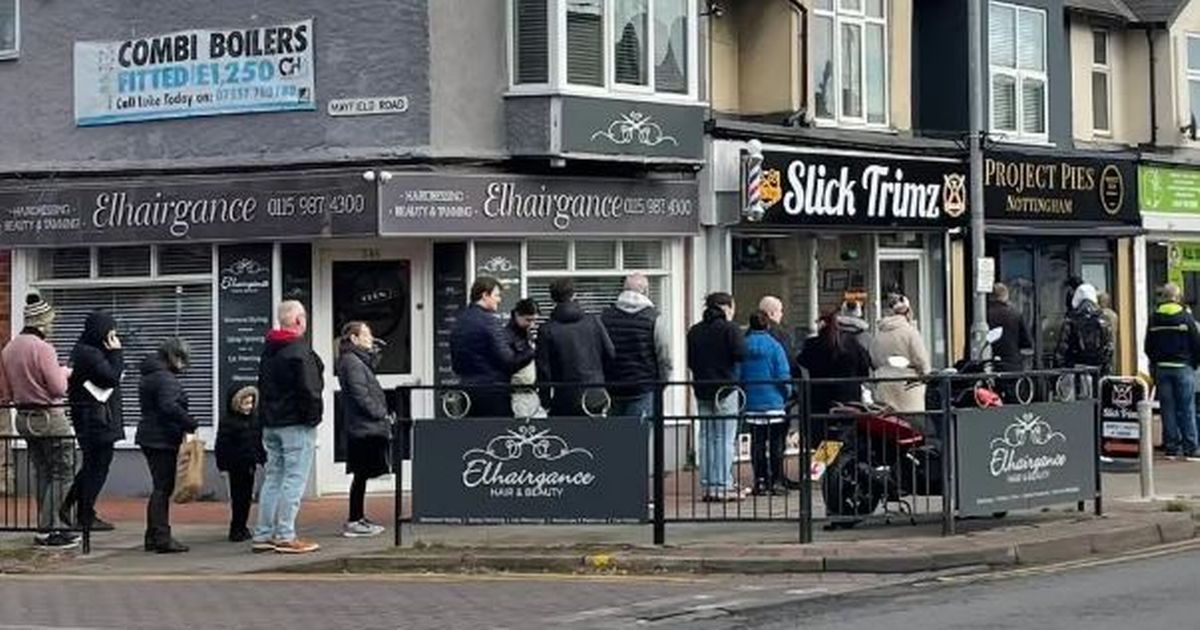 Queues down the road as Nottingham man opens new pie…