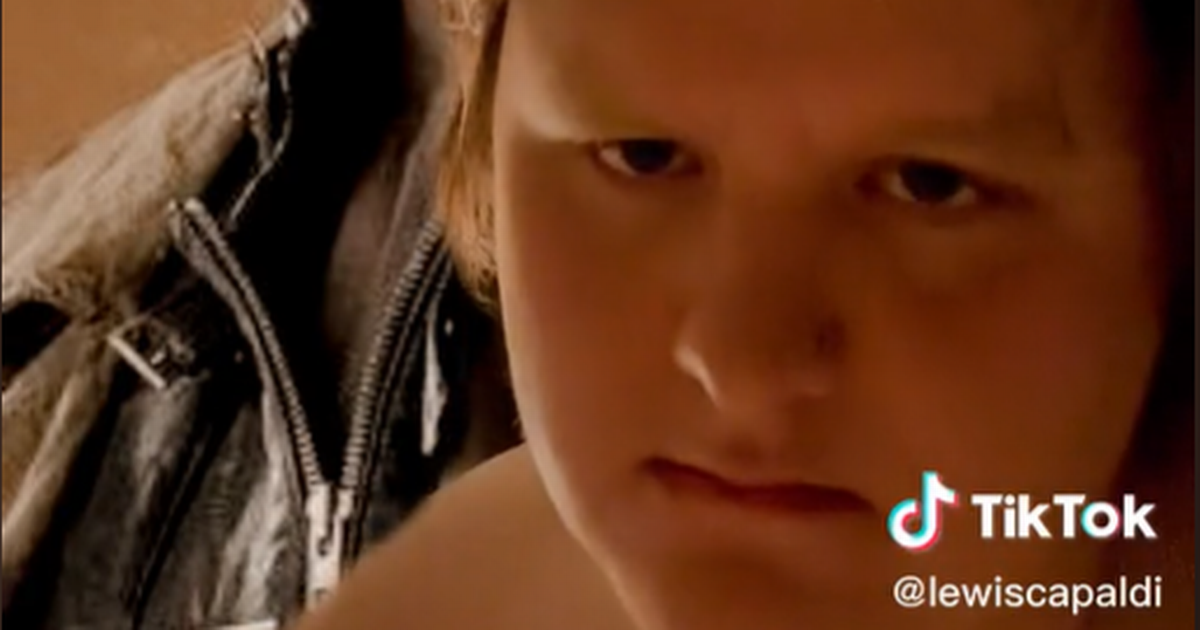 Lewis Capaldi stuns fans with hilarious Harry Potter…