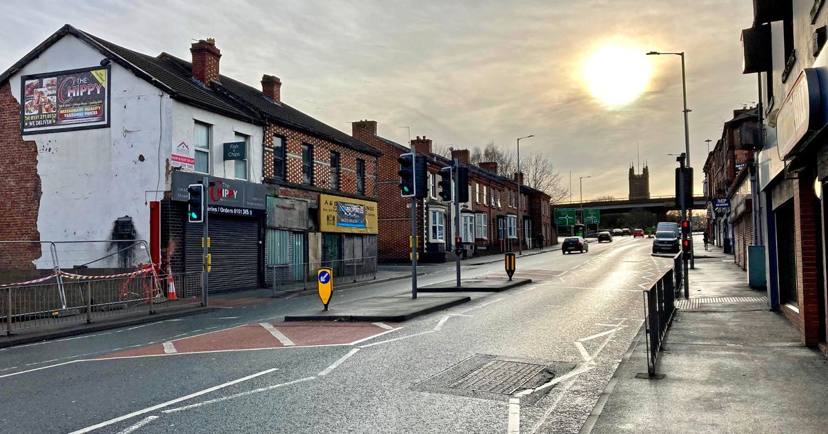 Two cars crash after 'altercation between group of…