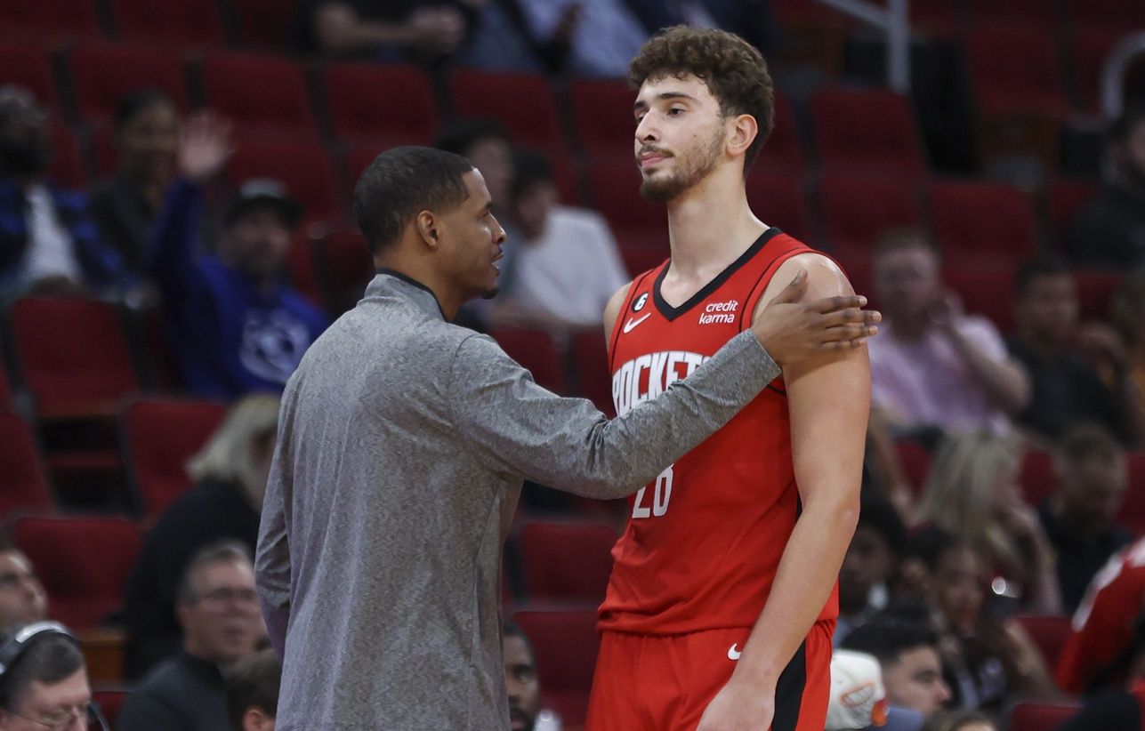 Rockets coach Stephen Silas clarifies views on Alperen…