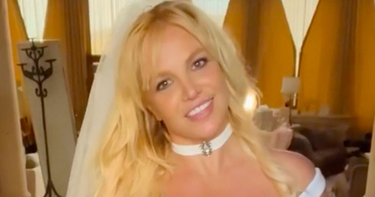 Concerned Britney Spears fan claims she's been…