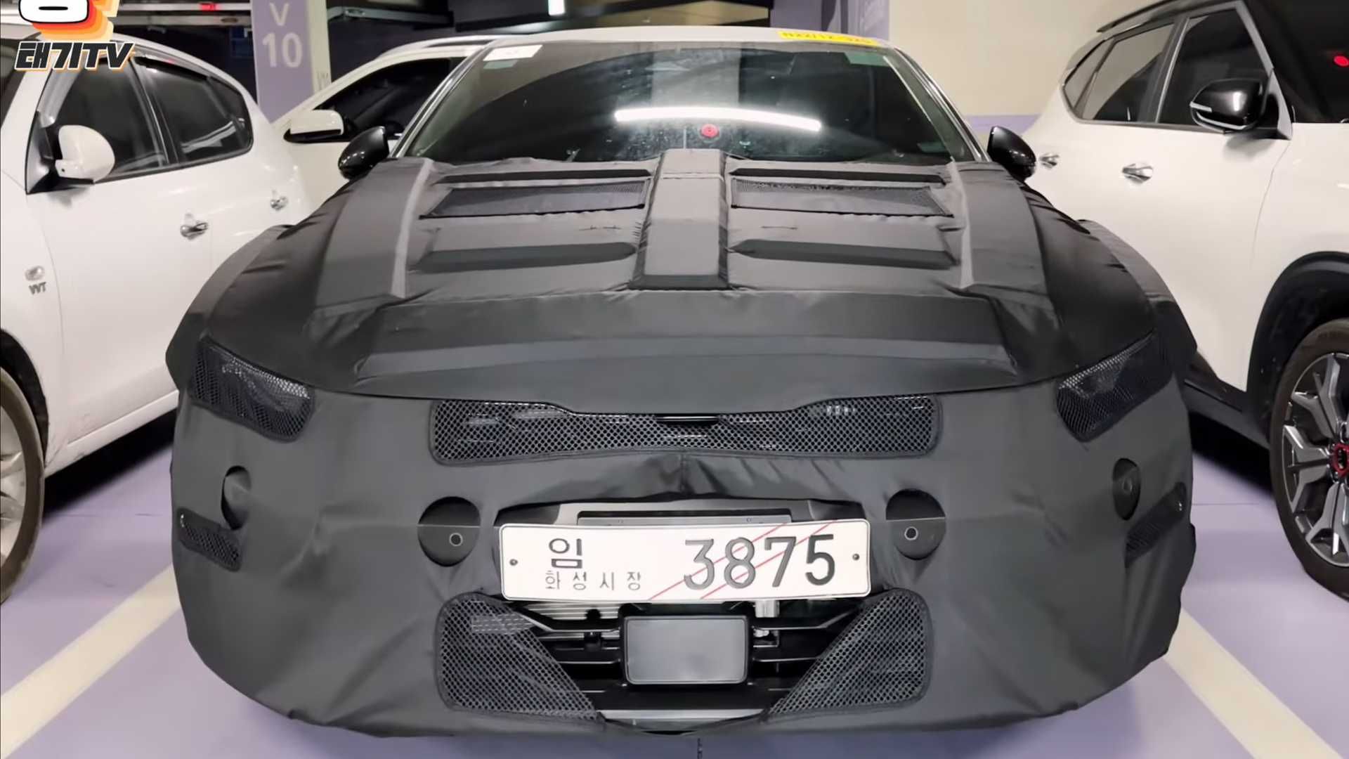 See Kia K5 Spied For First Time Covered In Cladding To…