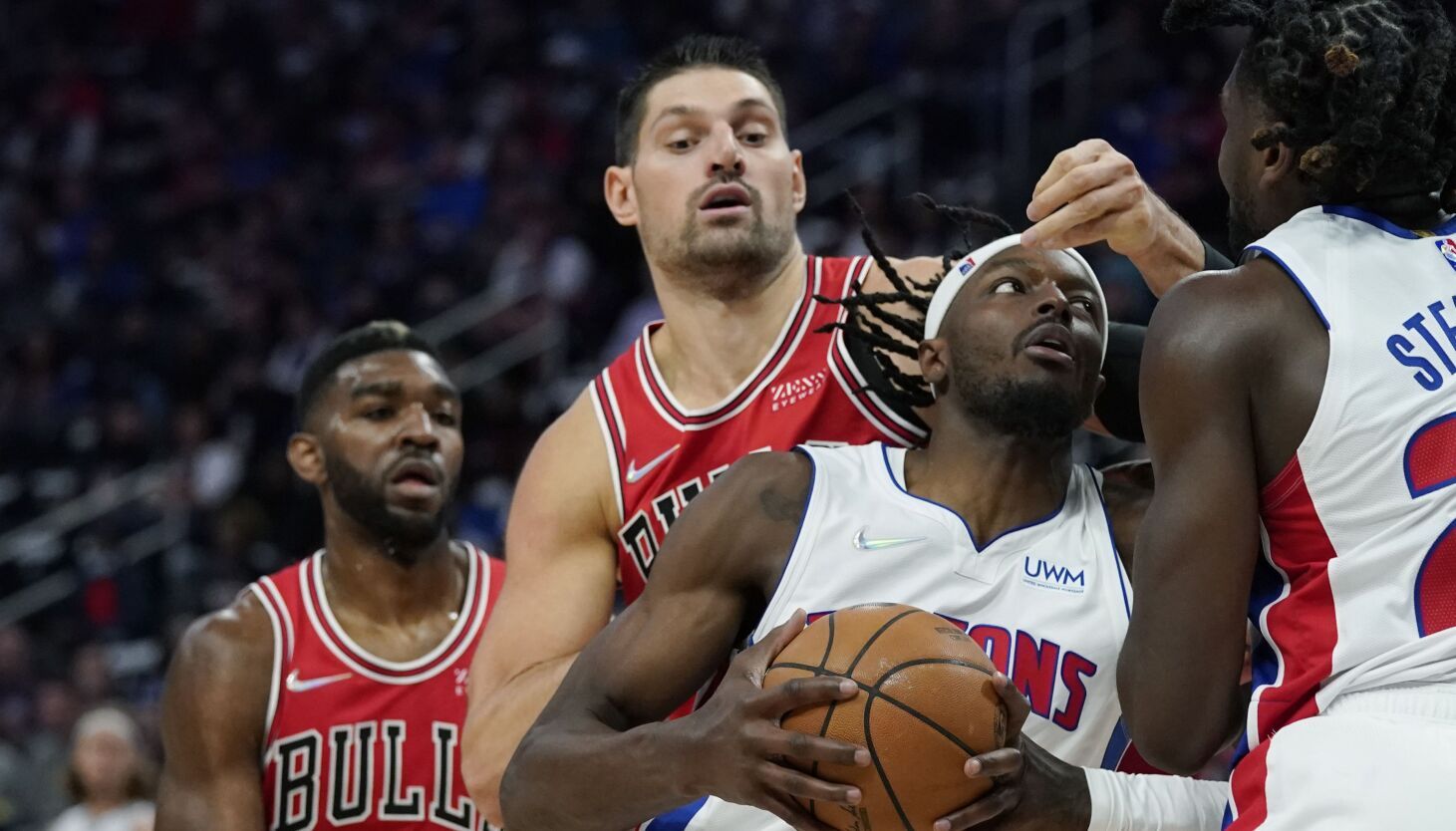 Bulls big man Nikola Vucevic not thrilled with…