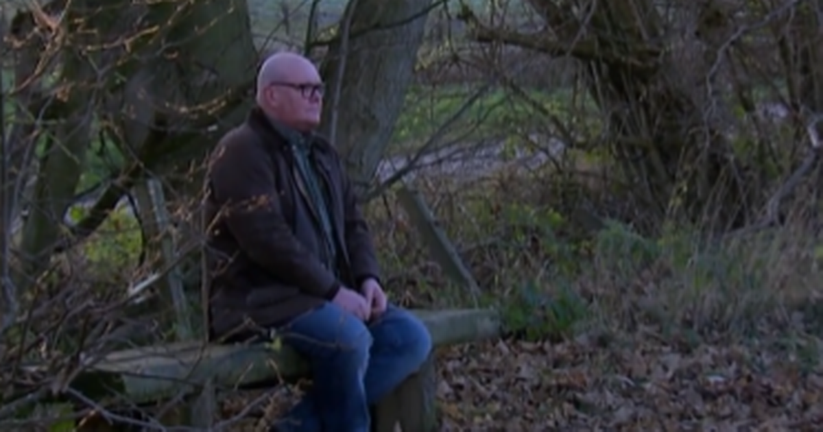 Emmerdale fans hail 'outstanding' Dominic Brunt as…