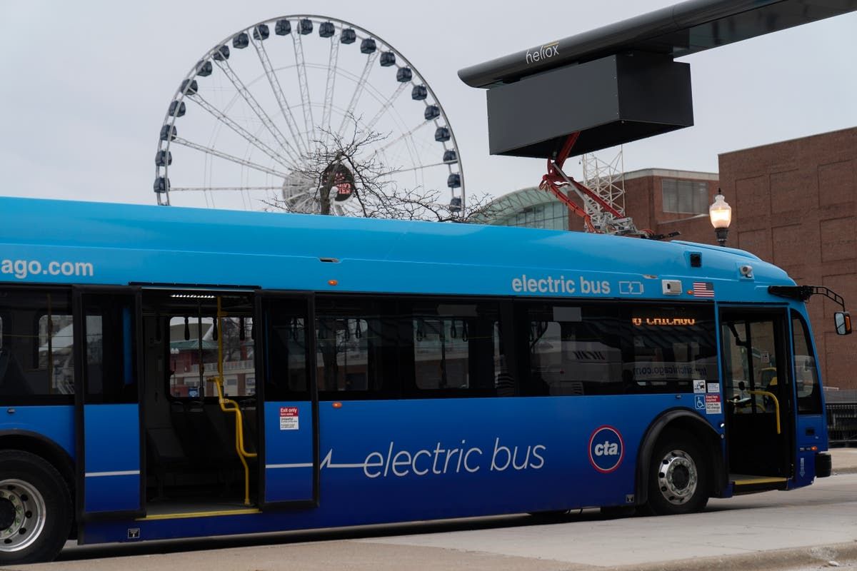 In Chicago, adapting electric buses to winter’s…