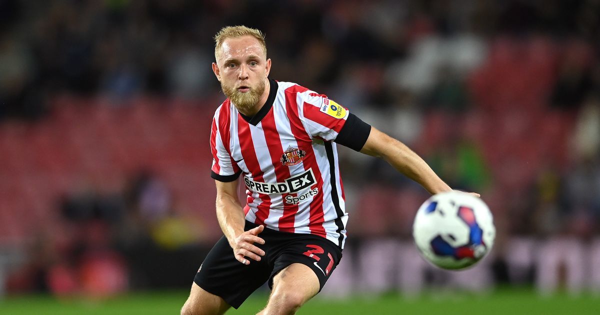 Alex Pritchard returns to Sunderland's starting XI…
