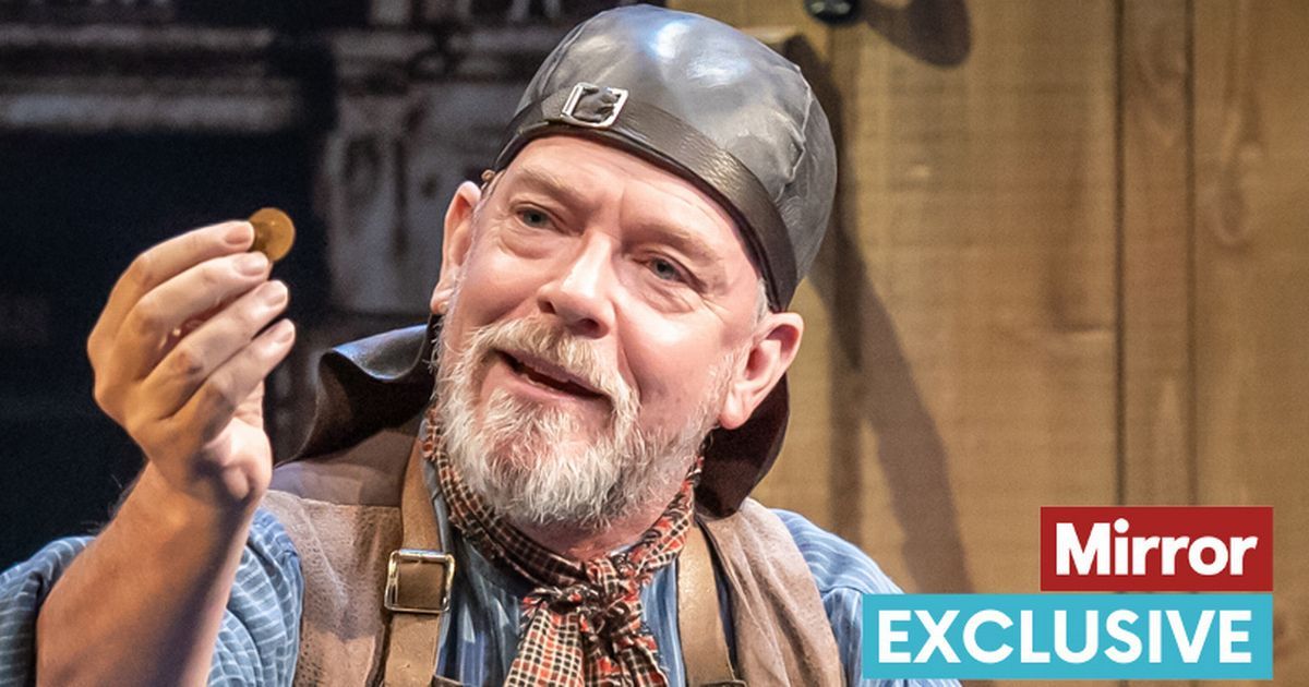 EastEnders star Adam Woodyatt lined up to appear in…