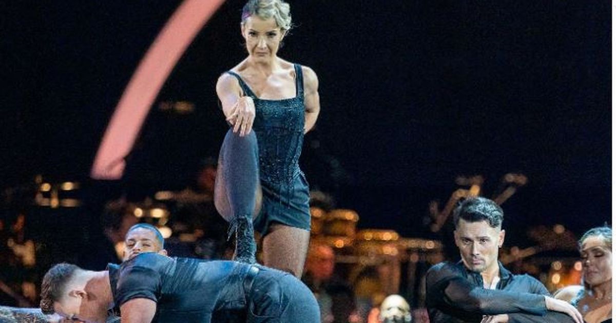 Helen Skelton and Strictly dancer Vito Coppola grow…