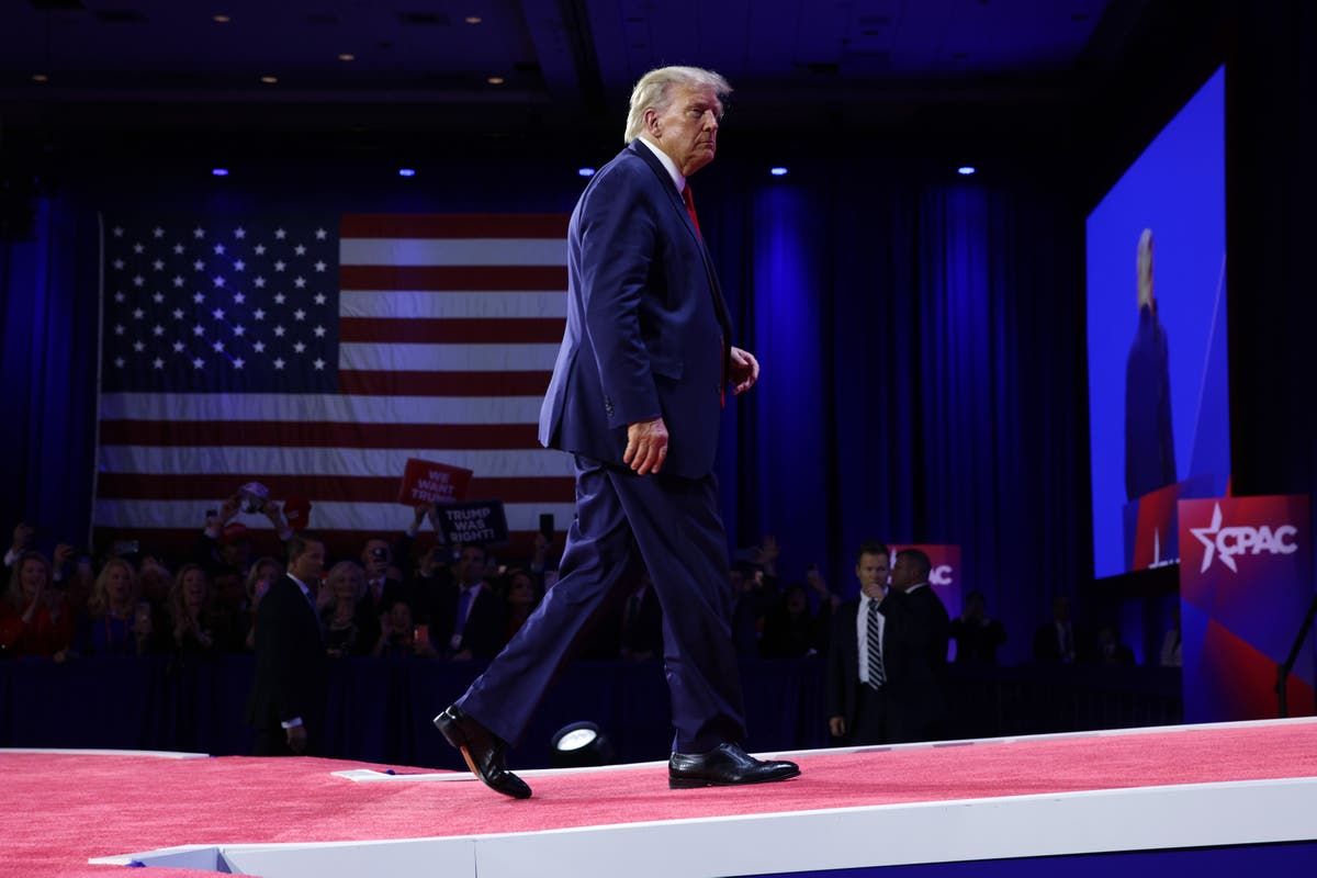 Trump news - live: Trump rages at CPAC empty seats…