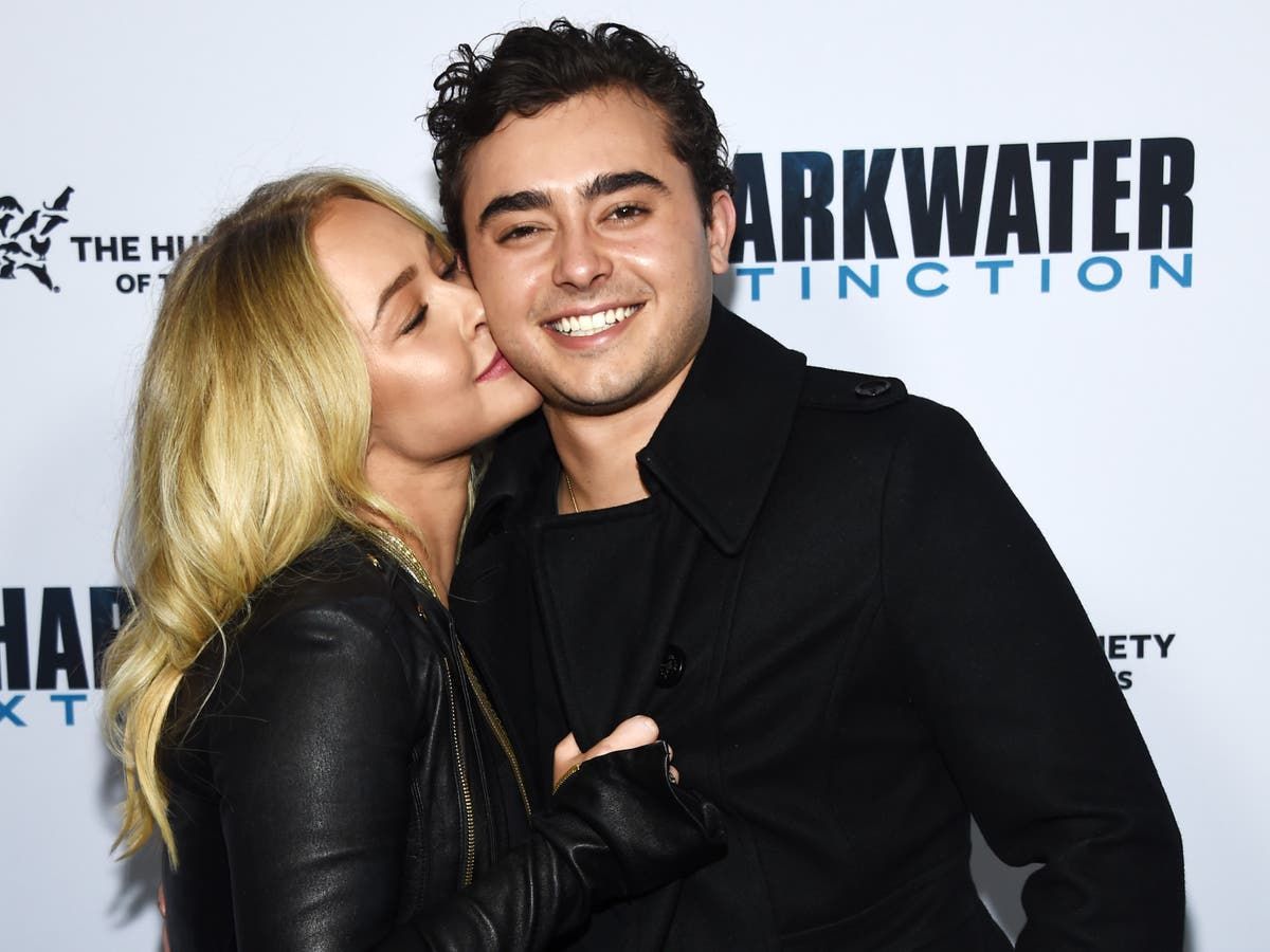 Hayden Panettiere tearfully reflects on her brother…