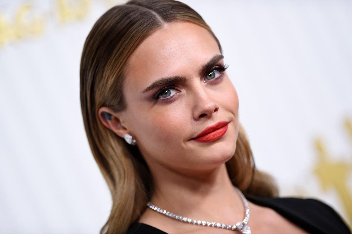 Cara Delevingne opens up about getting sober after…