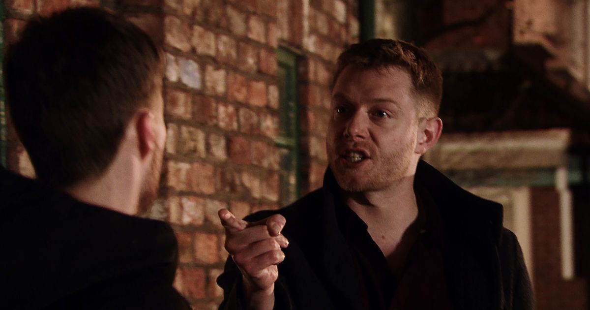 Corrie fans have unexpected reaction to violent fight…