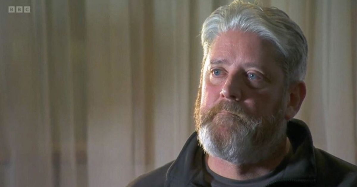 Elle Edwards' dad breaks down in tears as he vows she…