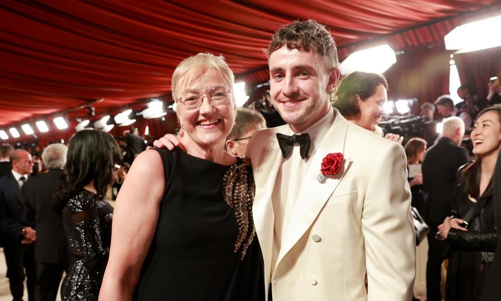 ‘Mom, I just won an Oscar!’: mums win the limelight at…